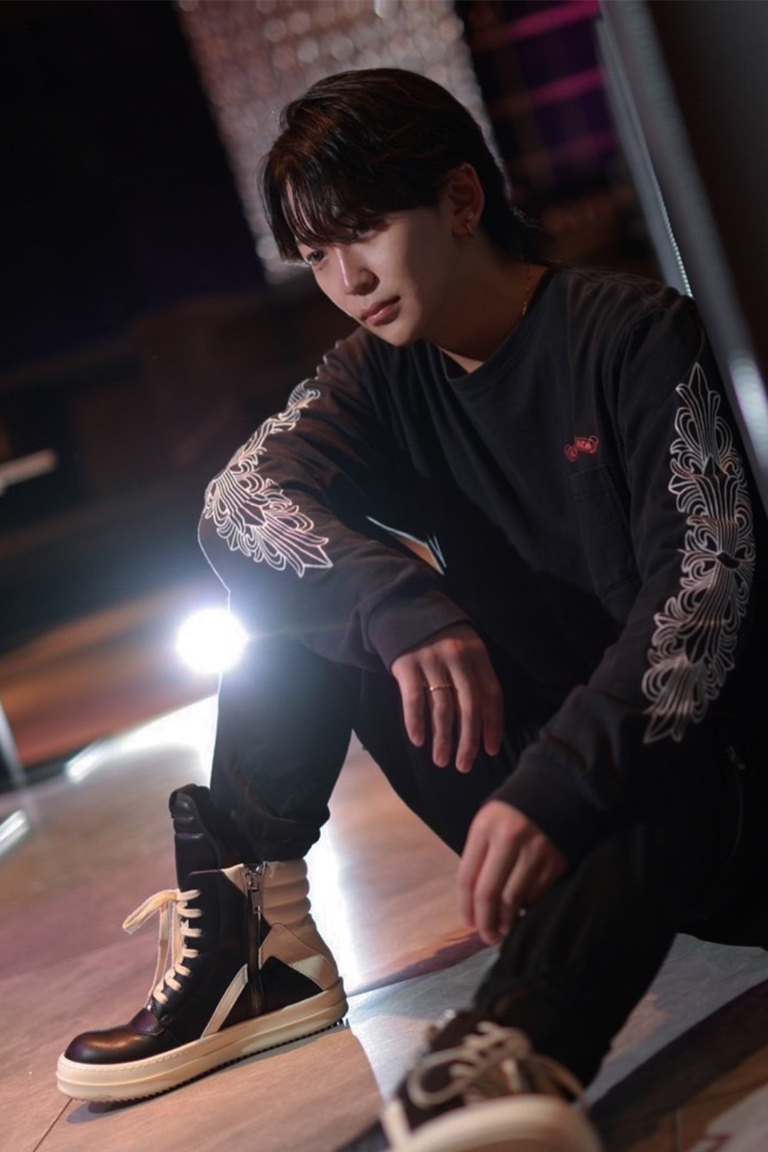 RIKUTO｜スタッフ一覧｜ATOM-ROYAL-（アトムロイヤル）｜ホストクラブ｜大阪ミナミ・難波・心斎橋・宗右衛門町